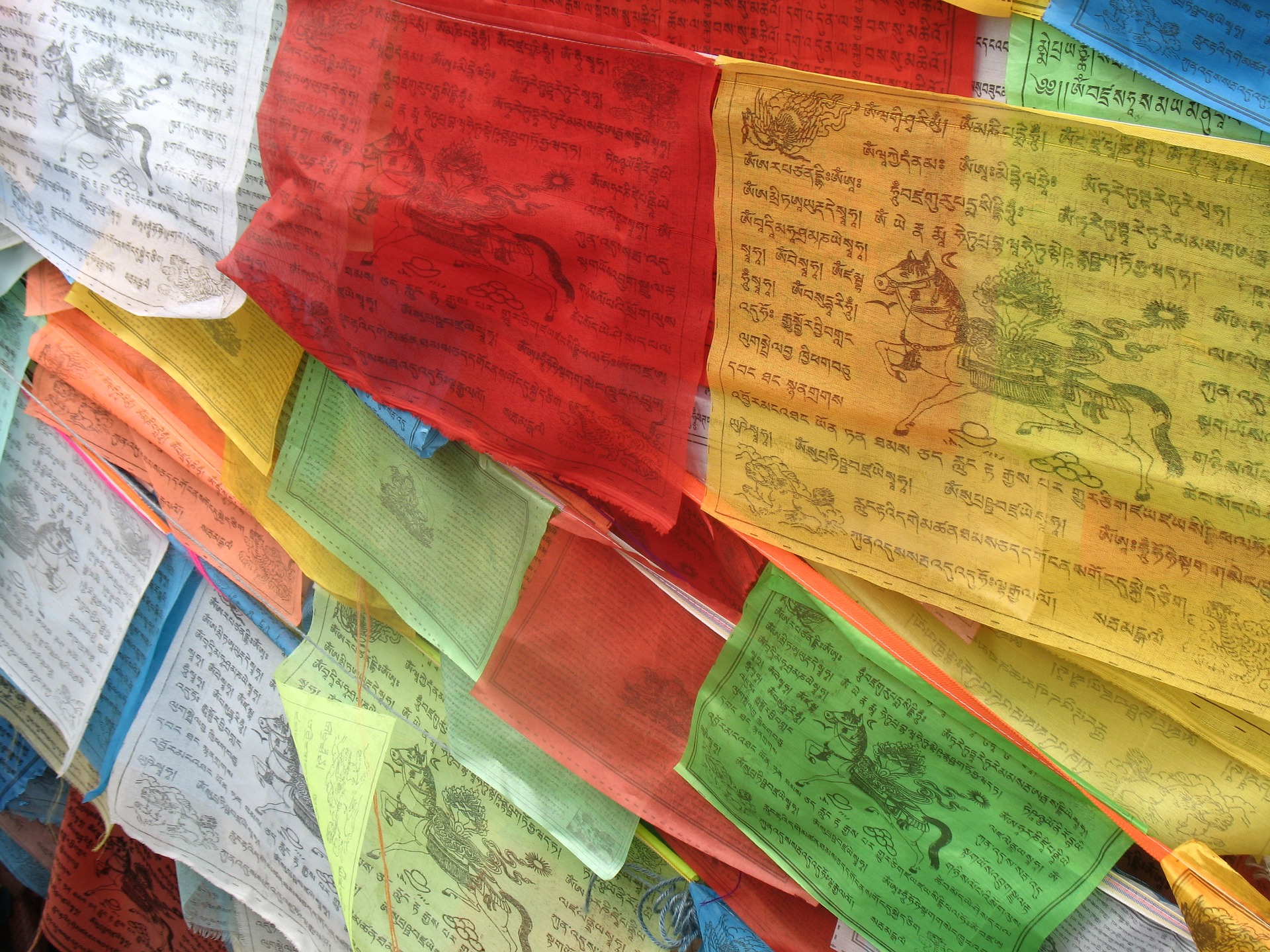 prayer-flags-2772027_1920 | Lama Yeshe Ling